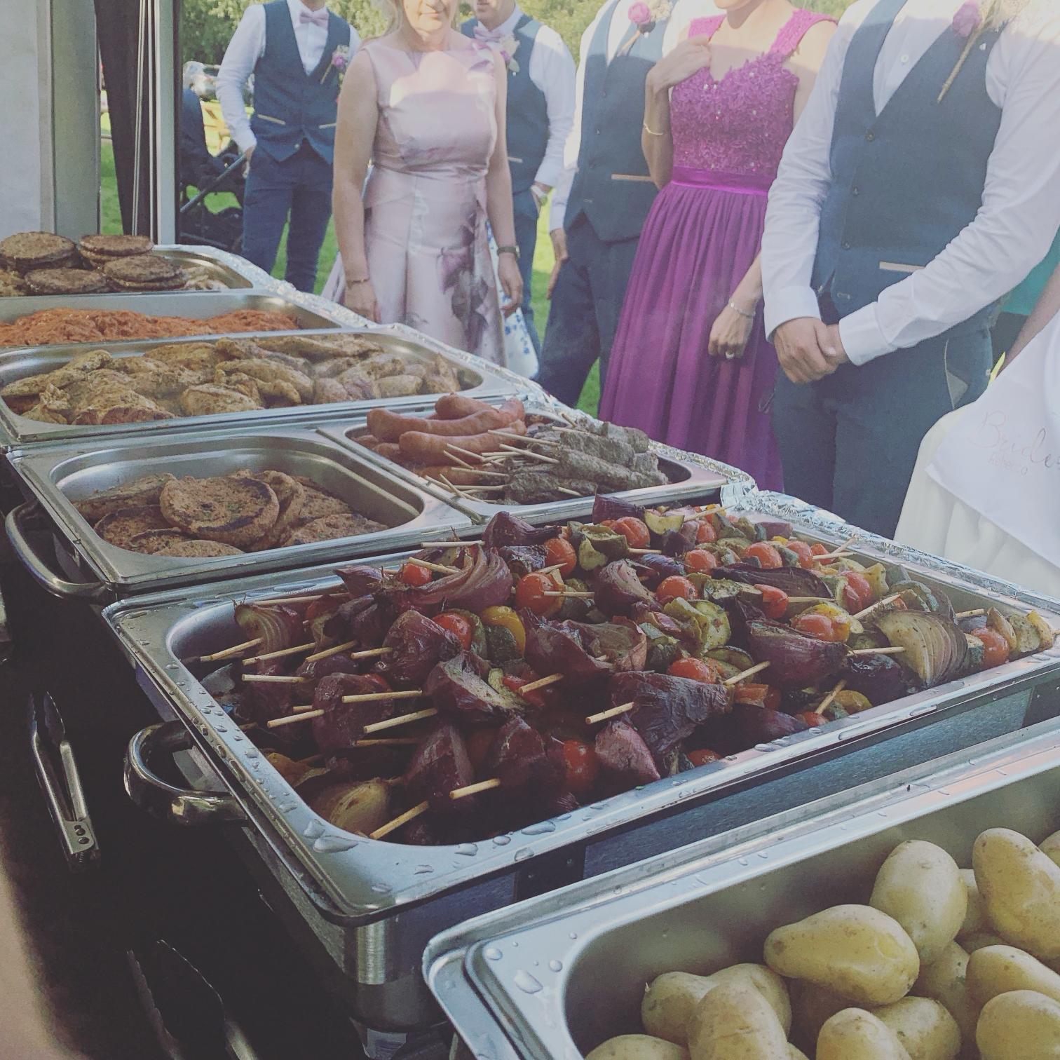 Buffets BBQ Catering Cambridge | Hot BBQ Wedding Caterers